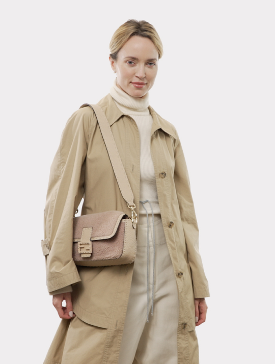 Size Guide: Fendi Baguette - The Vault
